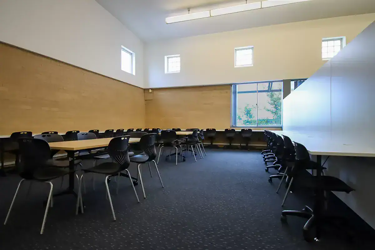 Why Creating a Good Study Space Is Important? | Abax Kingfisher