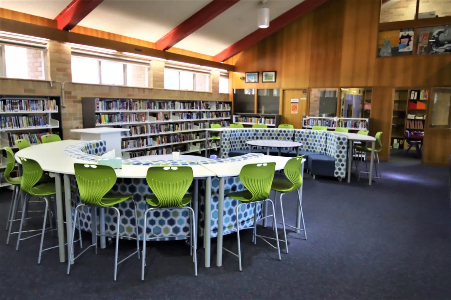 Airds High School Library | Abaxkf